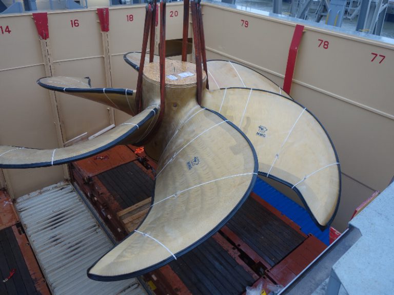 An der Müritz werden Propeller für die weltgrößten Containerschiffe ...