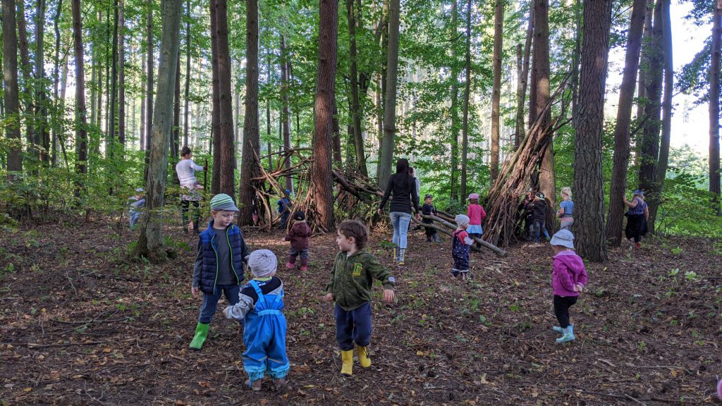 Für eine Woche – Raus aus der Kita, rein in den Wald » Wir sind Müritzer
