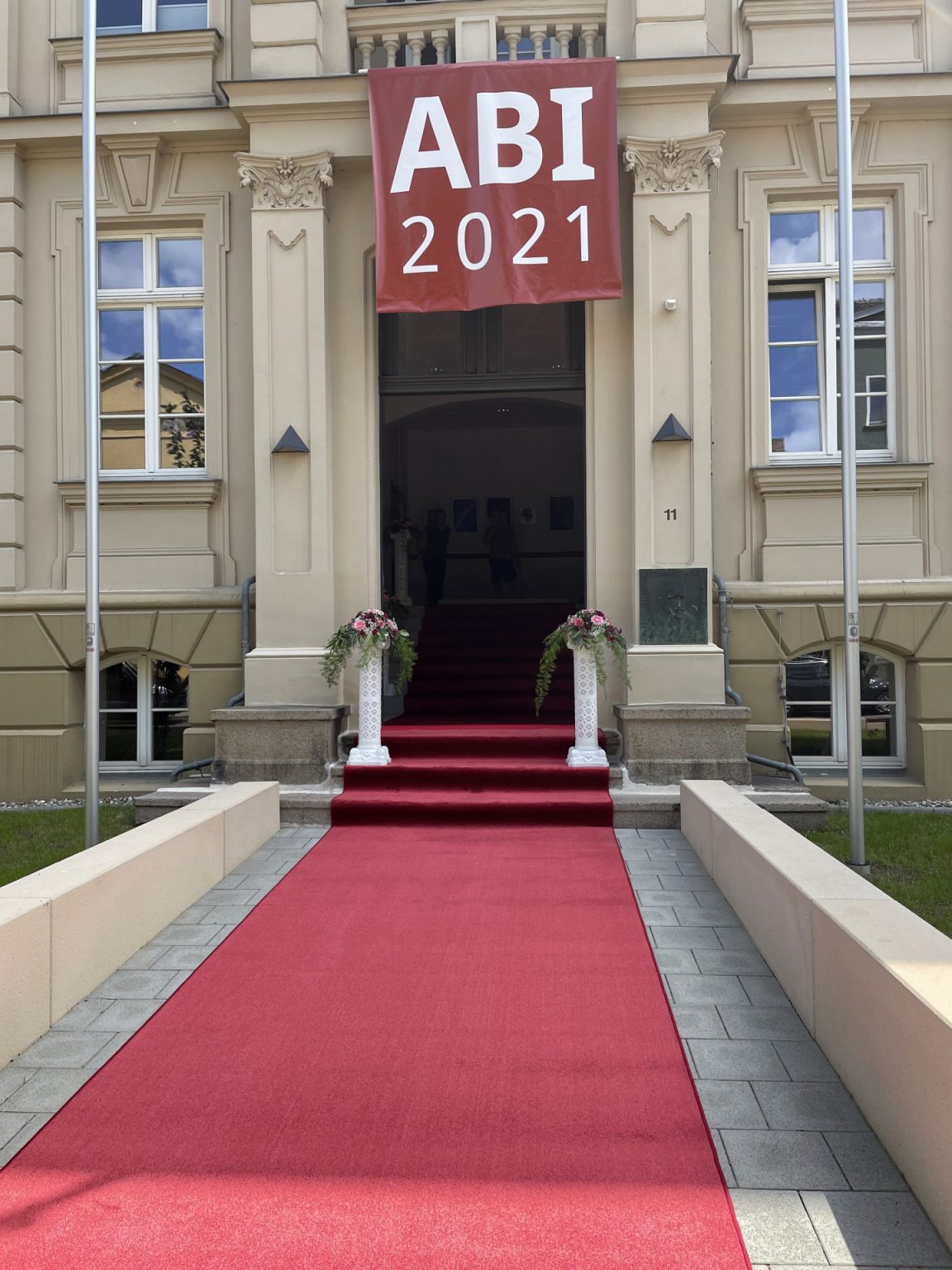 Gymnasium rollt den roten Teppich für Abiturienten aus » Wir sind Müritzer