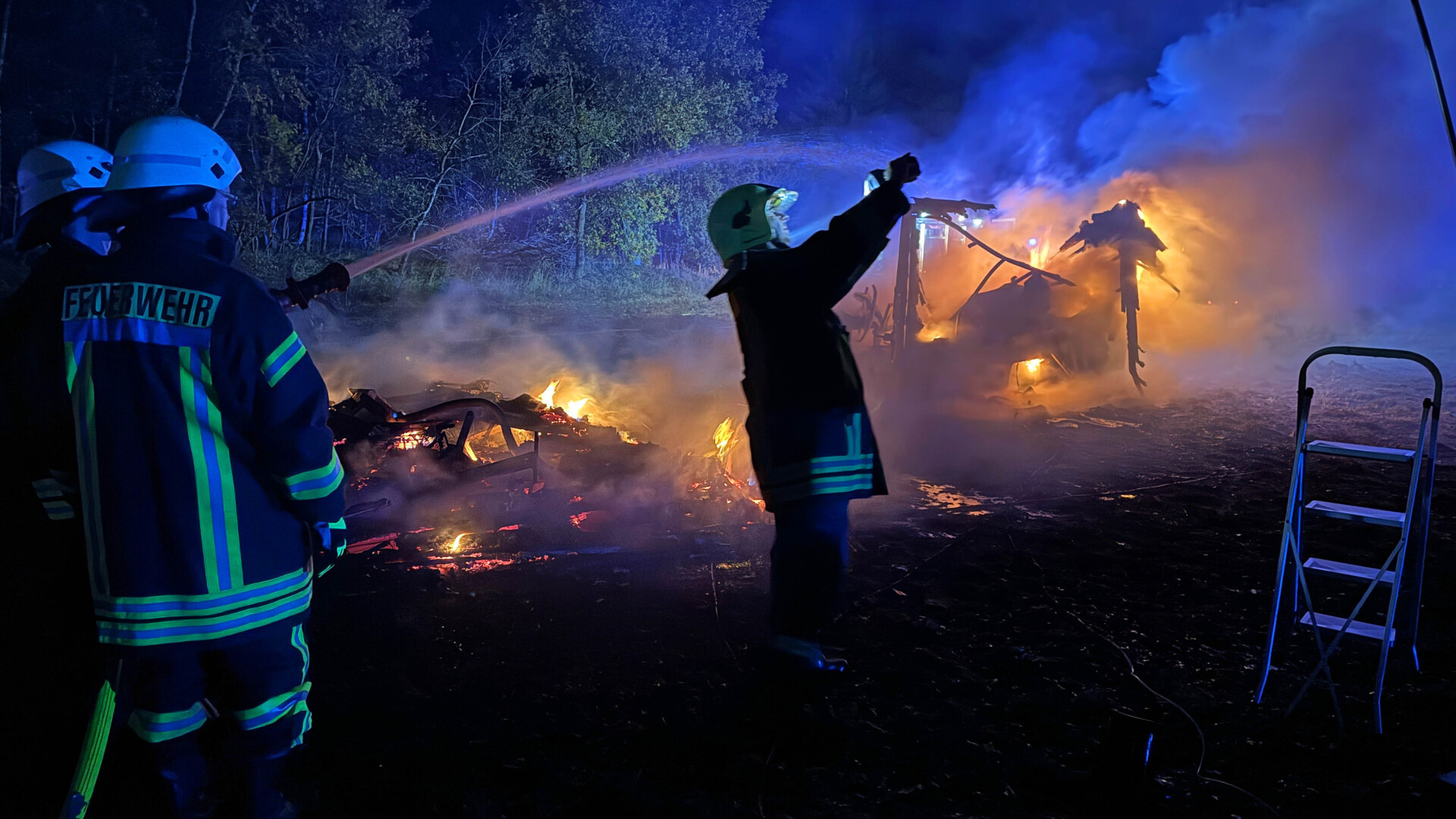 Hoher Schaden bei Brand im Zirkus-Lager » Wir sind MüritzerWir sind ...