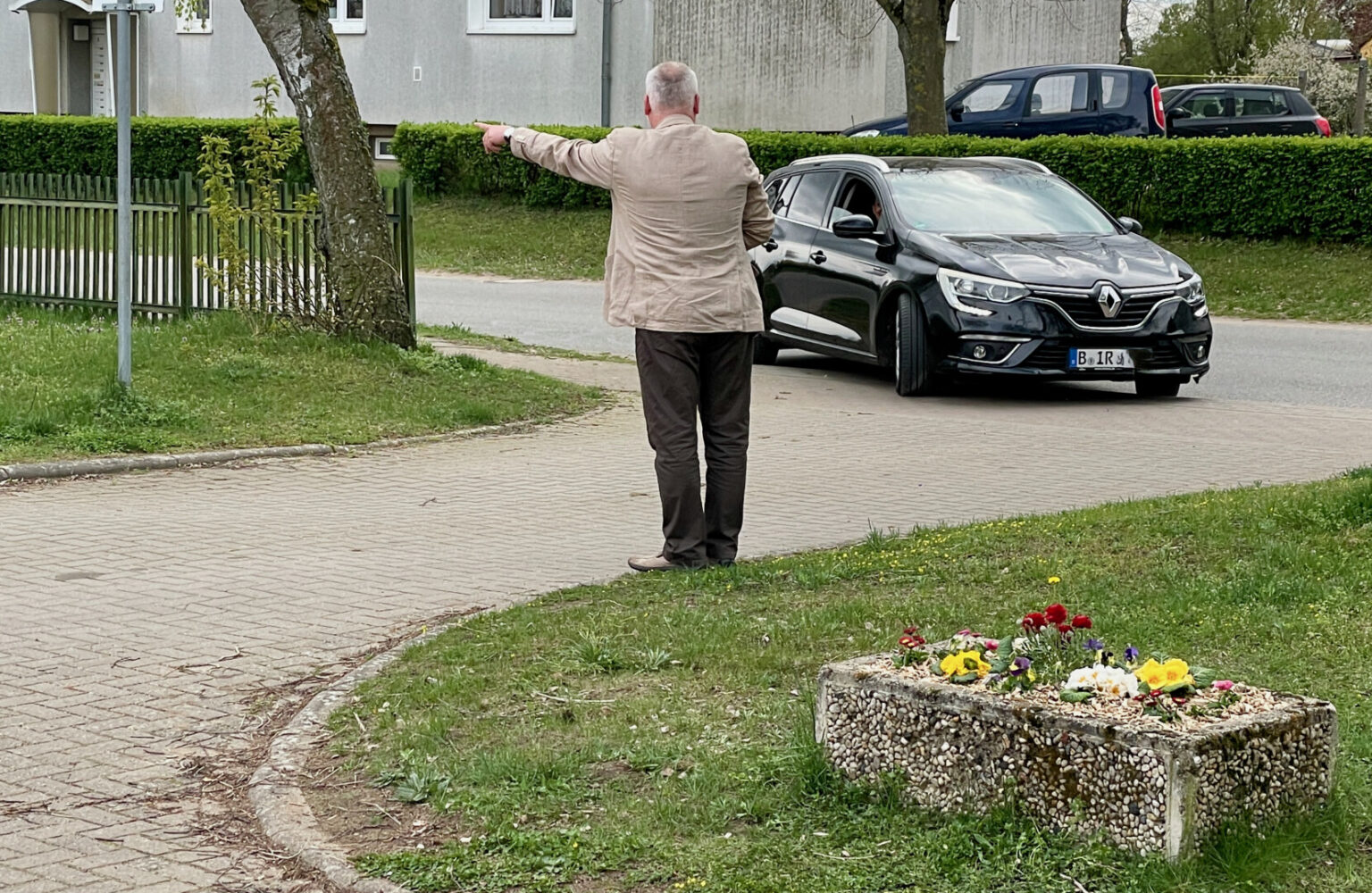 Issa Remmo will für Grabowhöfe im Garten arbeiten » Wir sind Müritzer
